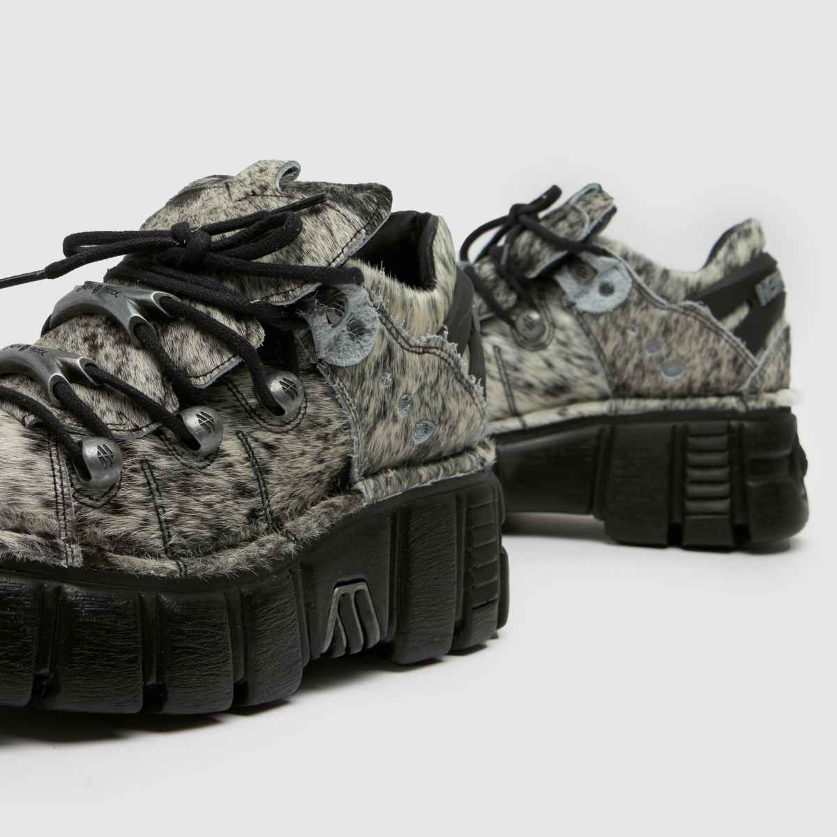 Womens Black & White NEW ROCK Classic Low Trainers | schuh