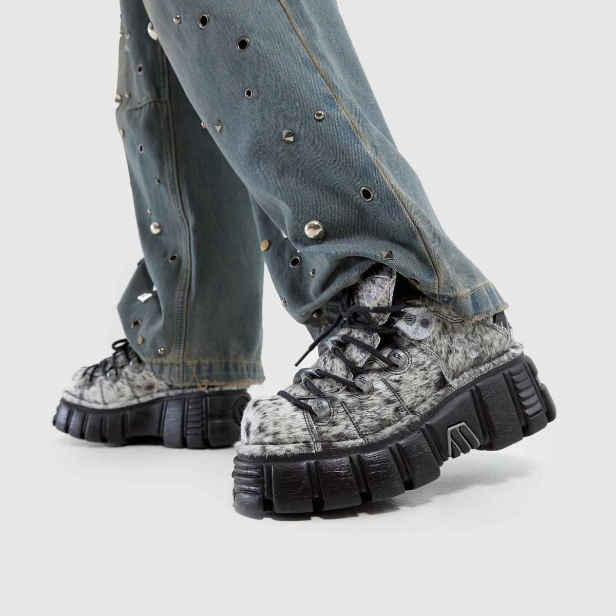 Womens Black & White NEW ROCK Classic Low Trainers | schuh