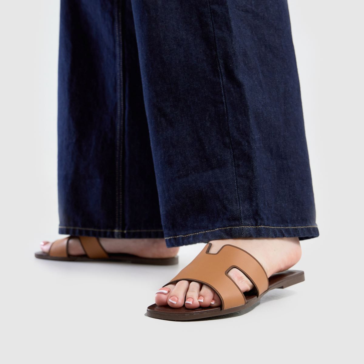 Womens Tan schuh Tandra Mule Sandals | schuh