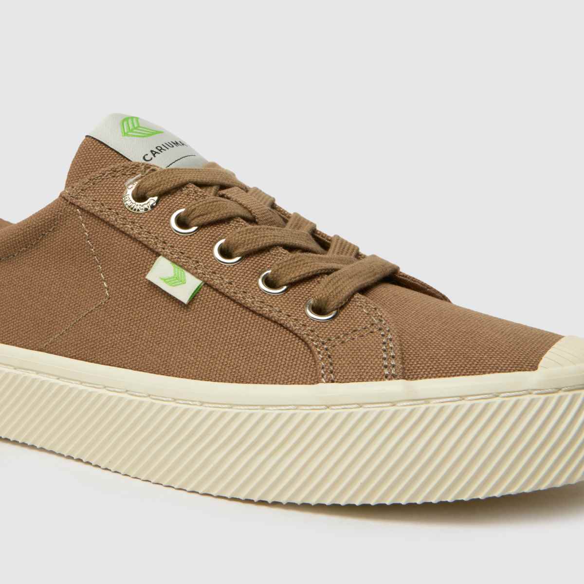 Womens Beige CARIUMA Oca Low Trainers | schuh
