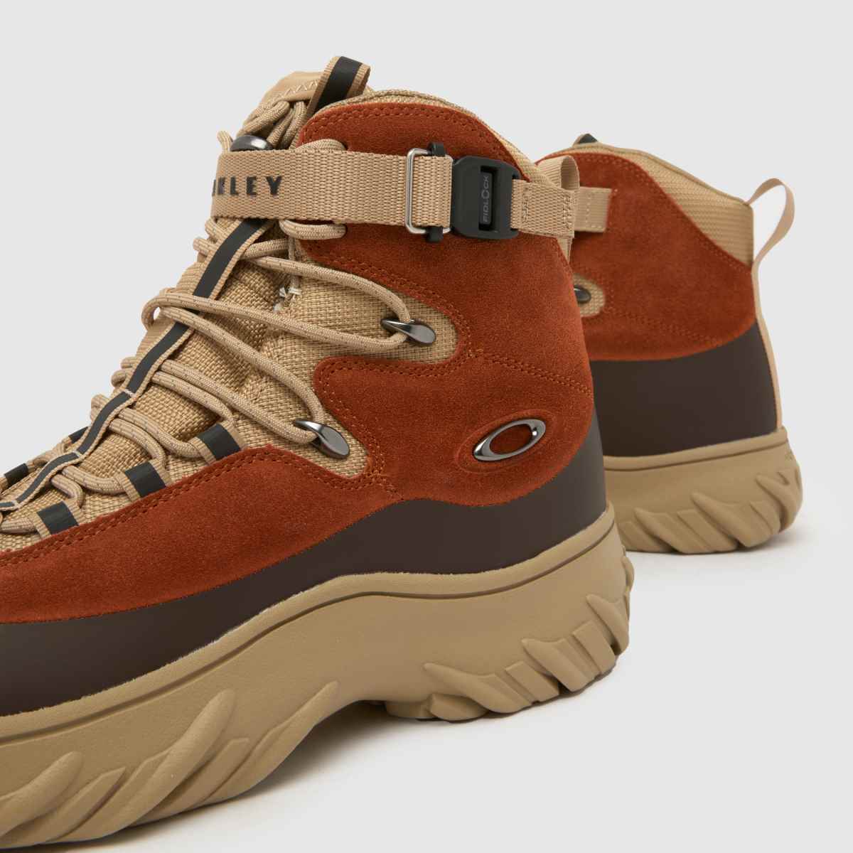 Mens Tan Oakley Meridian Hi Boots | schuh